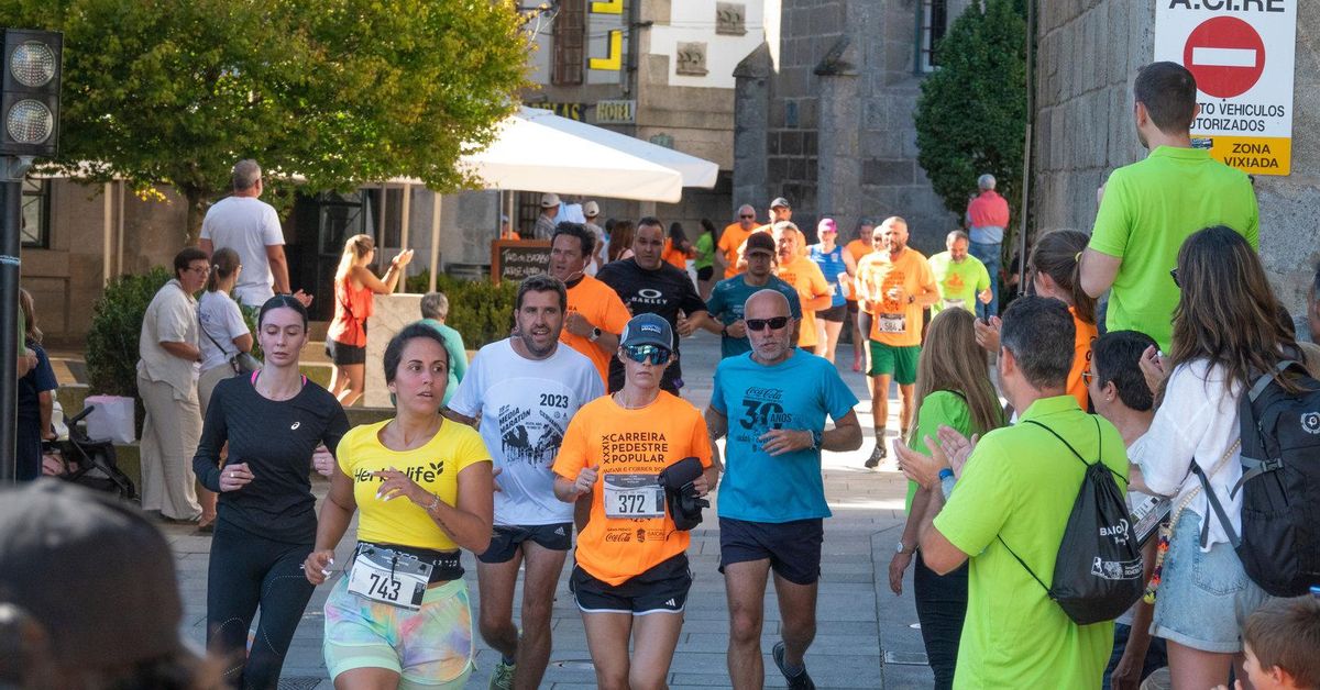 GALERÍA | La Carrera Andar e Correr de Baiona, en imágenes