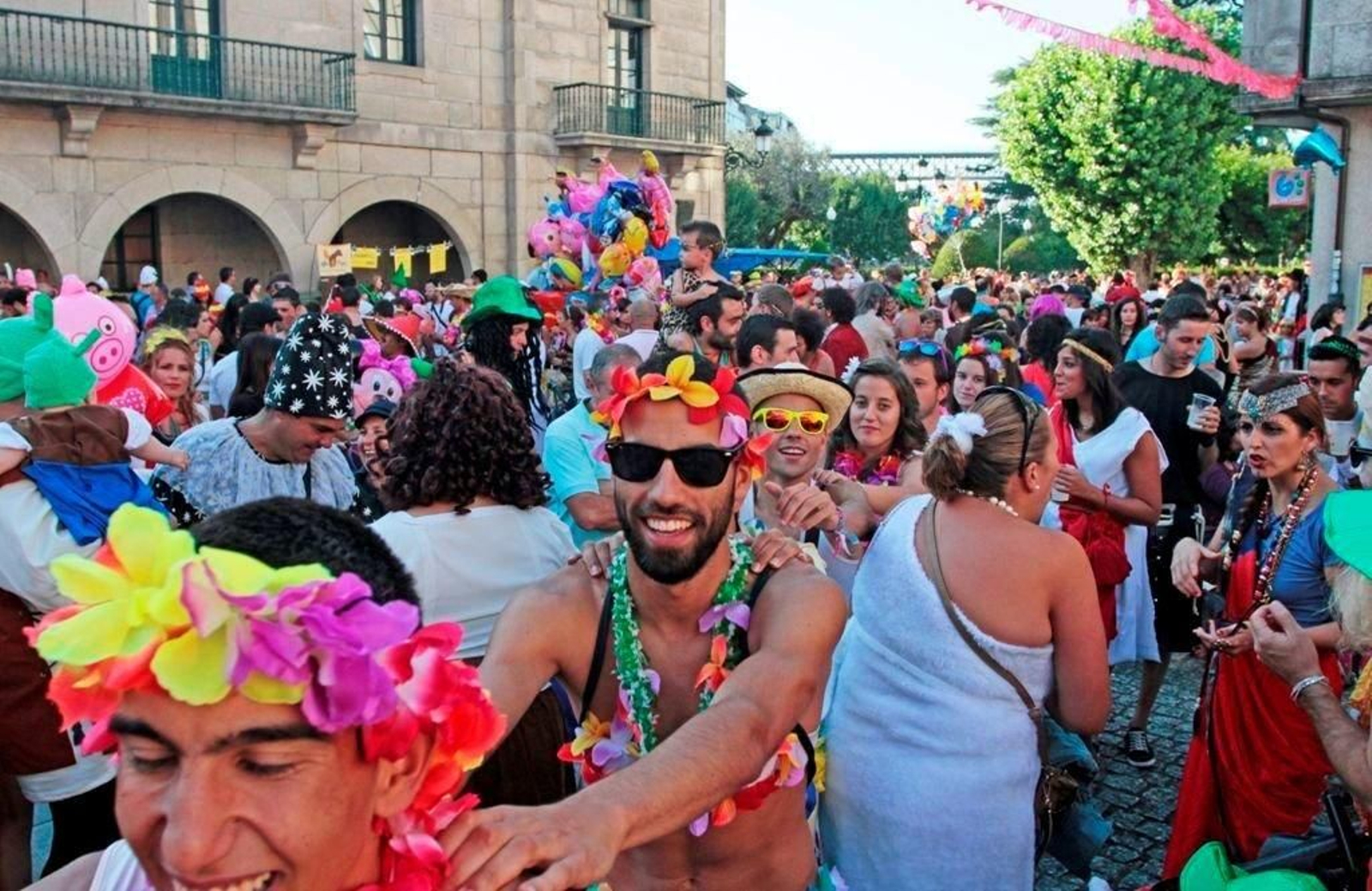 Redondela celebra por todo lo alto el Entroido de verán