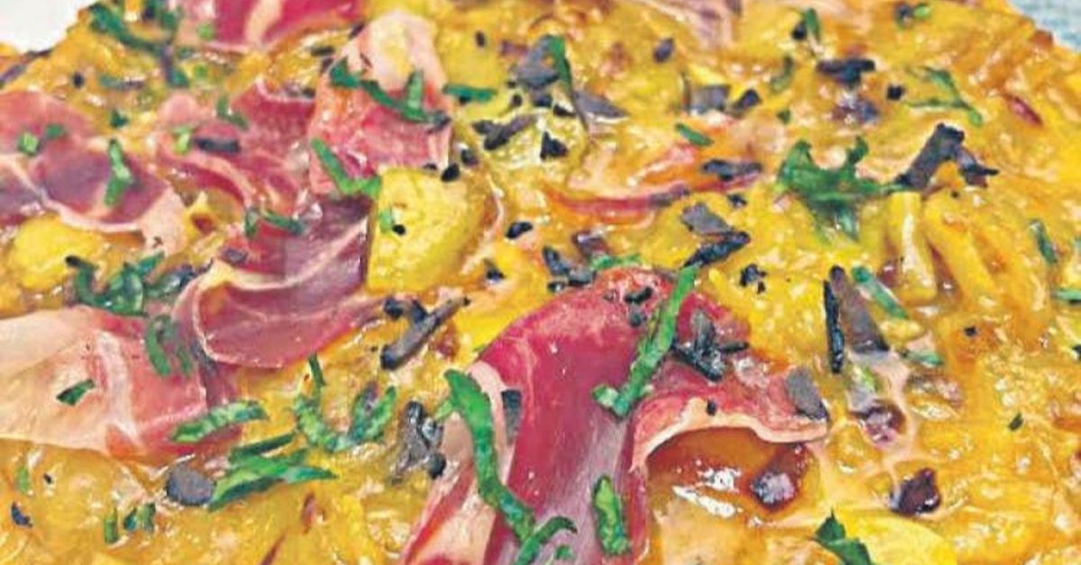 La receta | Tortilla vaga con fruta y serrano