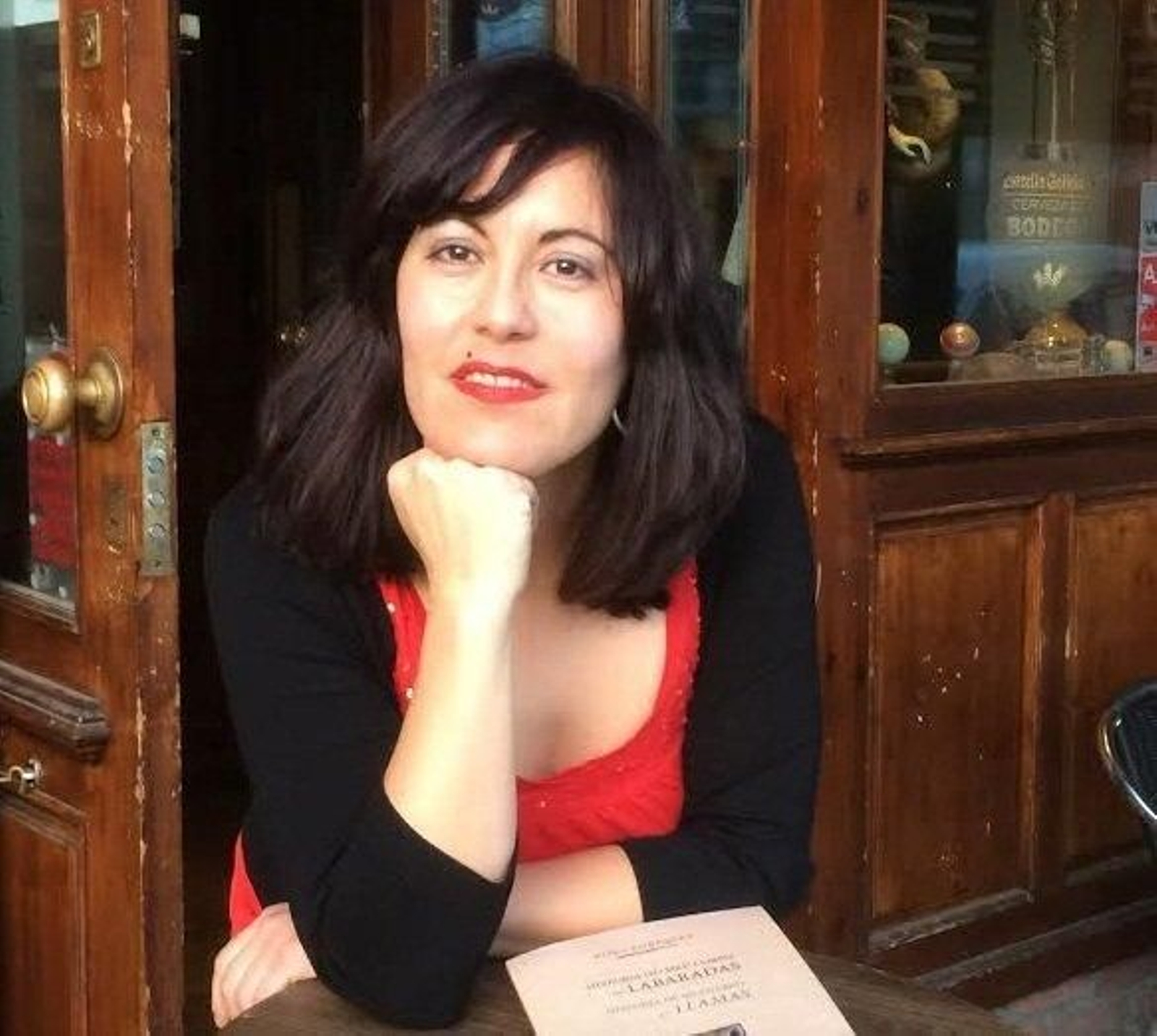 Rosa Enríquez: “Cando alguén di que non entende de poesía, penso que ...