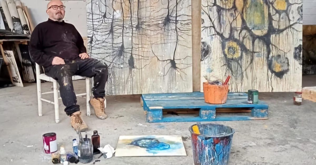 Ramón Trigo inmortaliza el artístico Beso de la Muerte entre células