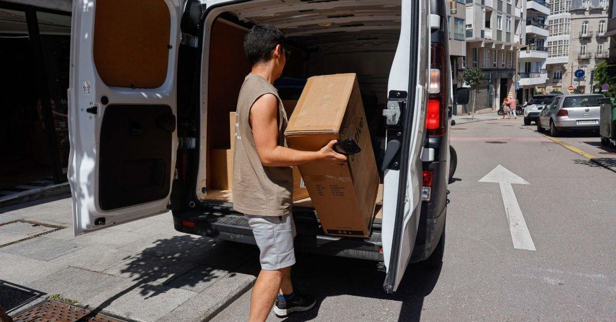 La oferta laboral en alimentación y logística se desboca en verano