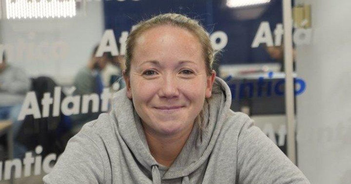 Vicky Vázquez, exjugadora y entrenadora: "Jugamos contra futbolistas ...