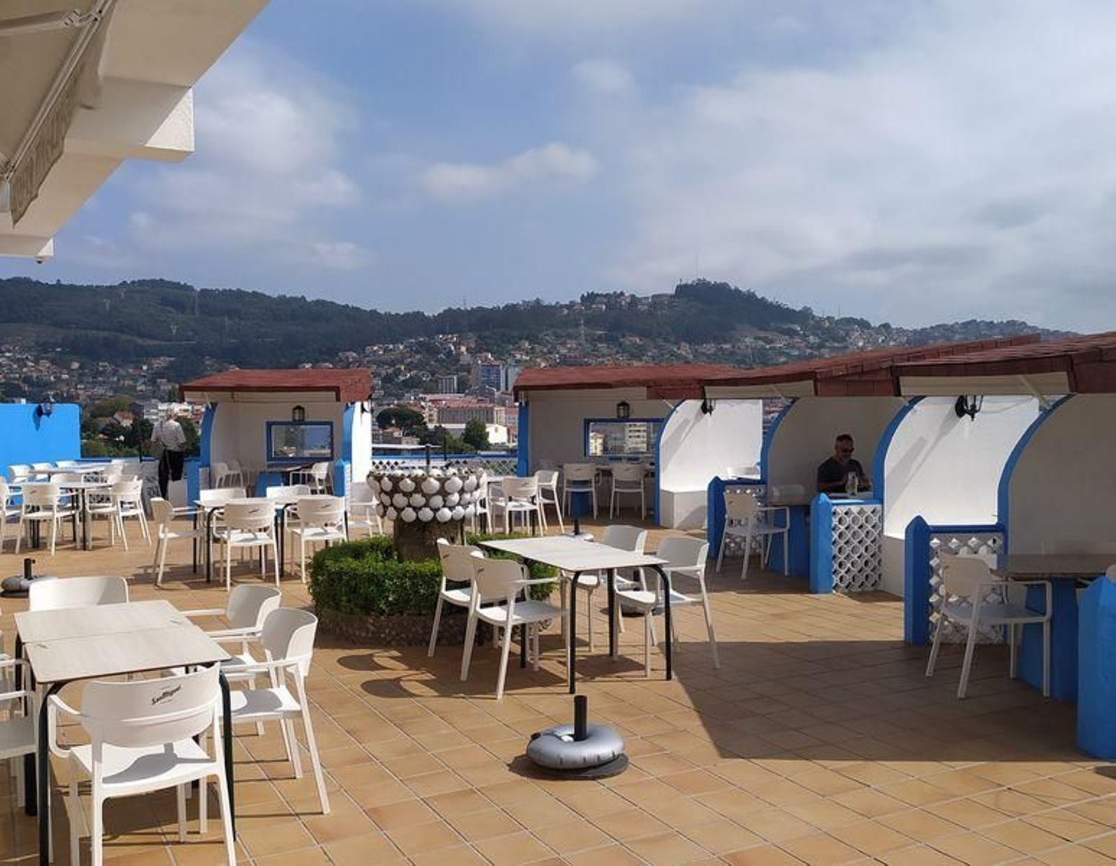 Richote: cocina tradicional y un mirador sobre Vigo y su puerto