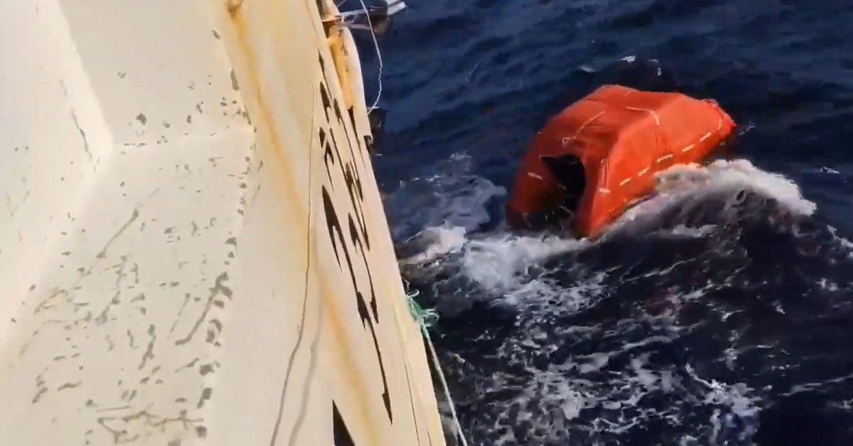 Los supervivientes del Argos Georgia ya se encuentran en tierra