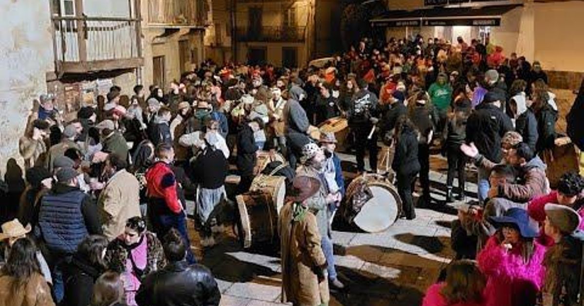 Laza comeza o seu Entroido co primeiro Venres de Folión