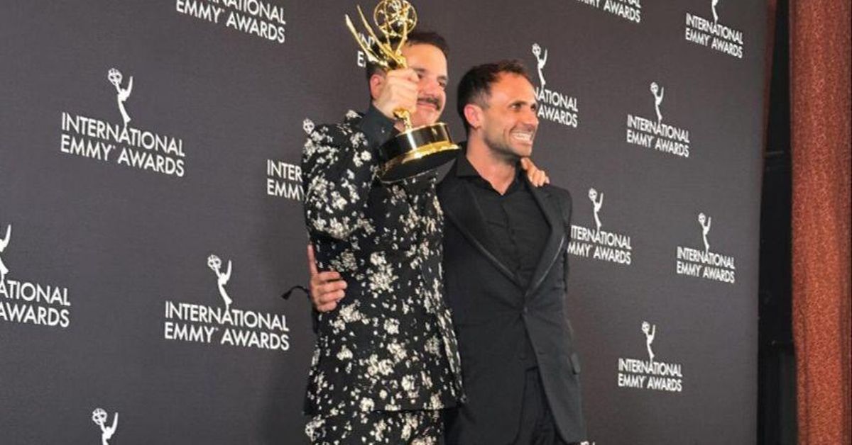 Victoria histórica de Oriol Pla al lograr el Emmy Internacional a mejor ...