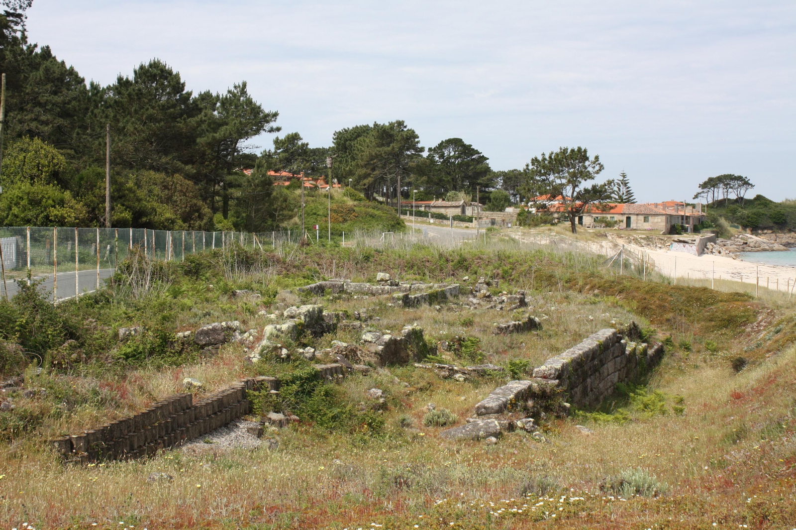 Un equipo de la UVigo data en el siglo I el origen de Adro Vello