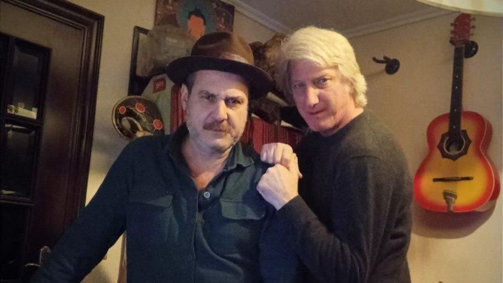 Tony Lomba y Elio dos Santos: “Vamos a tocar la peor canción de la historia, pero la más cachonda”