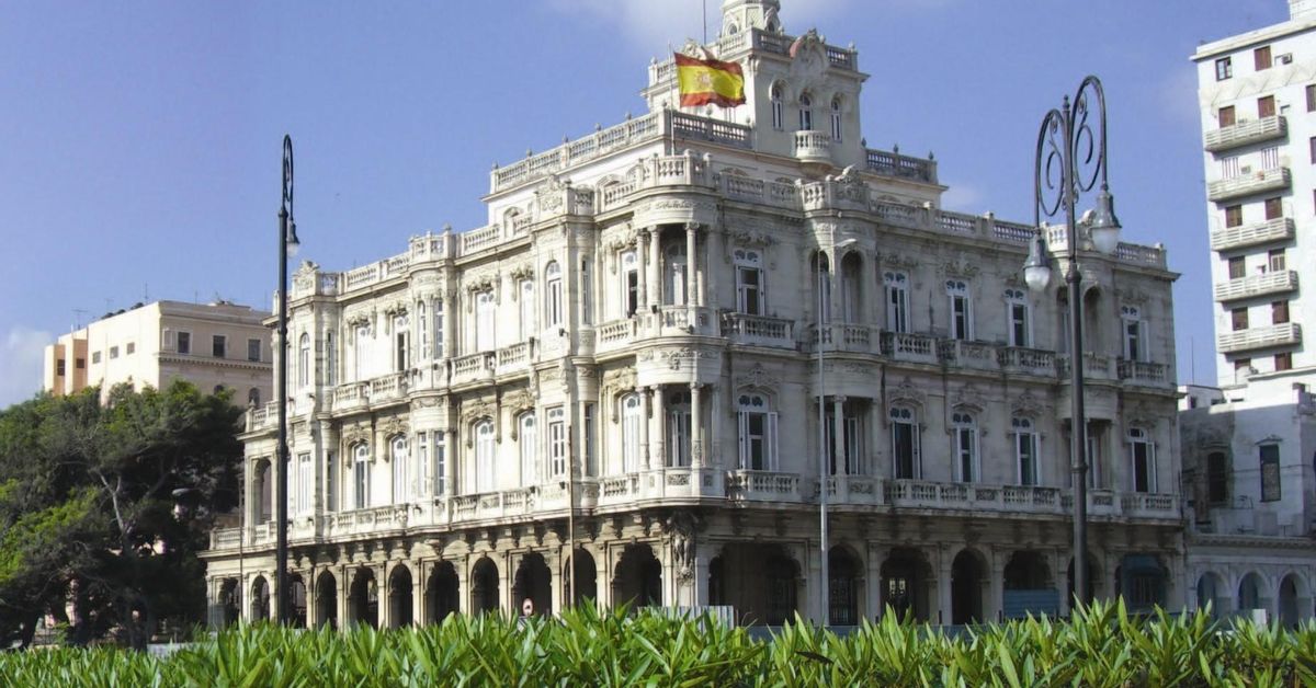 El Gobierno designa 64 nuevos responsables en embajadas y consulados de ...