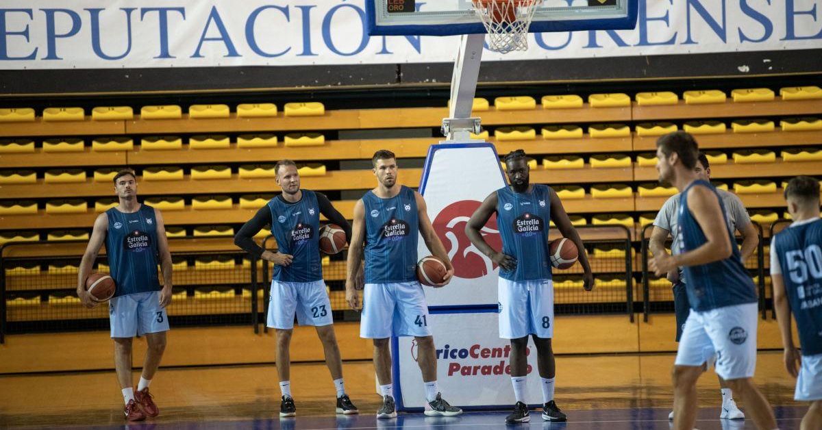 El COB juega su primer amistoso bajo mínimos