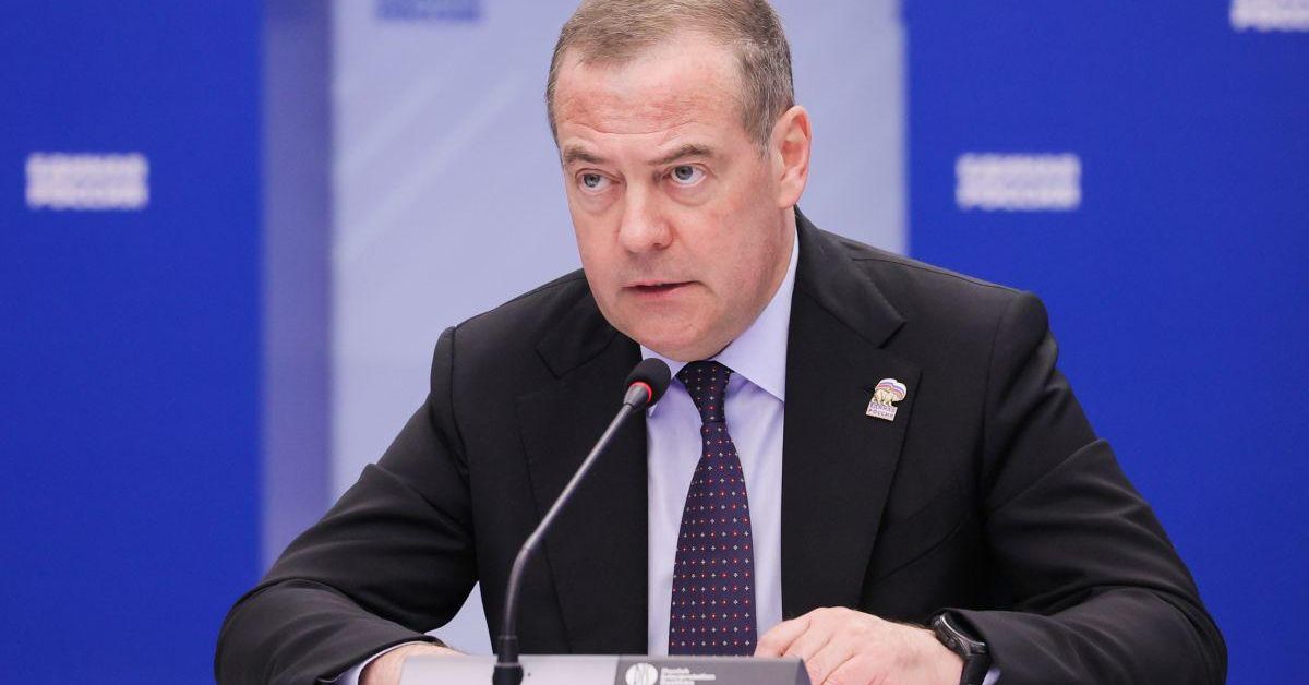 Medvedev a Trump: “Rusia no es Israel, ni siquiera Irán”