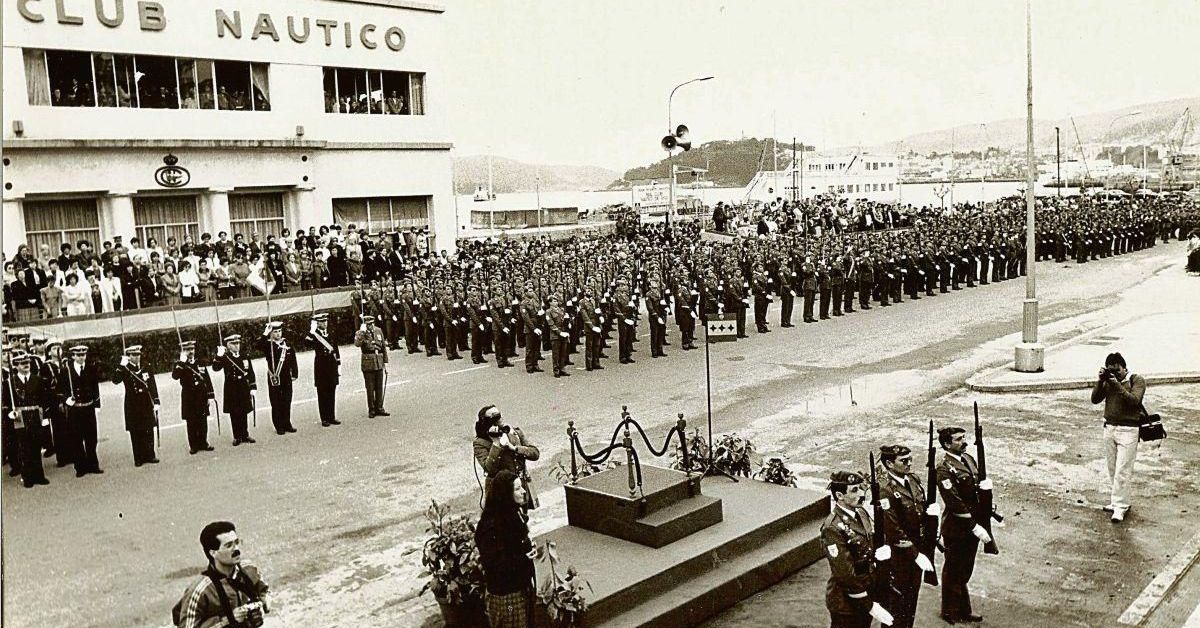 La última gran parada de la guarnición militar de Vigo en 1984