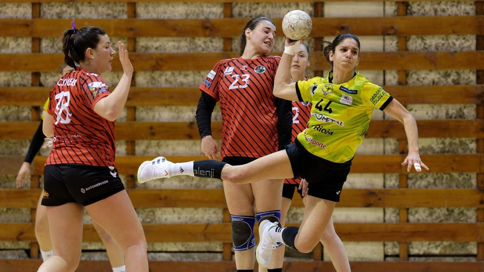 Carla Rivas: "Es un poco arriesgado, pero hay que buscar nuevos objetivos"