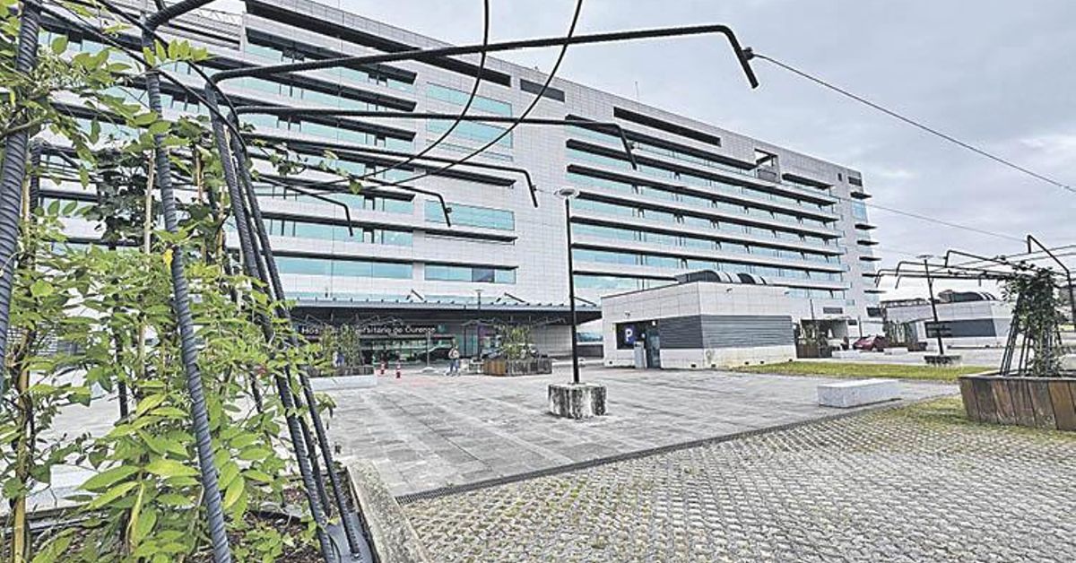 Cecilia sopeña desnuda onlyfans post a cuddle and smooch