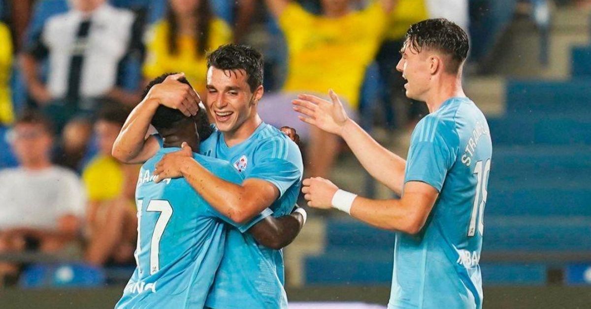 Douvikas, el delantero al que gusta el espacio