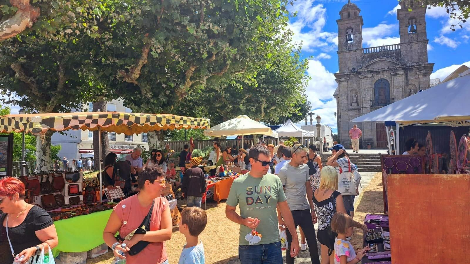 Cinco días de fiestas en Castro Caldelas: música, feria de ganado y actos litúrgicos