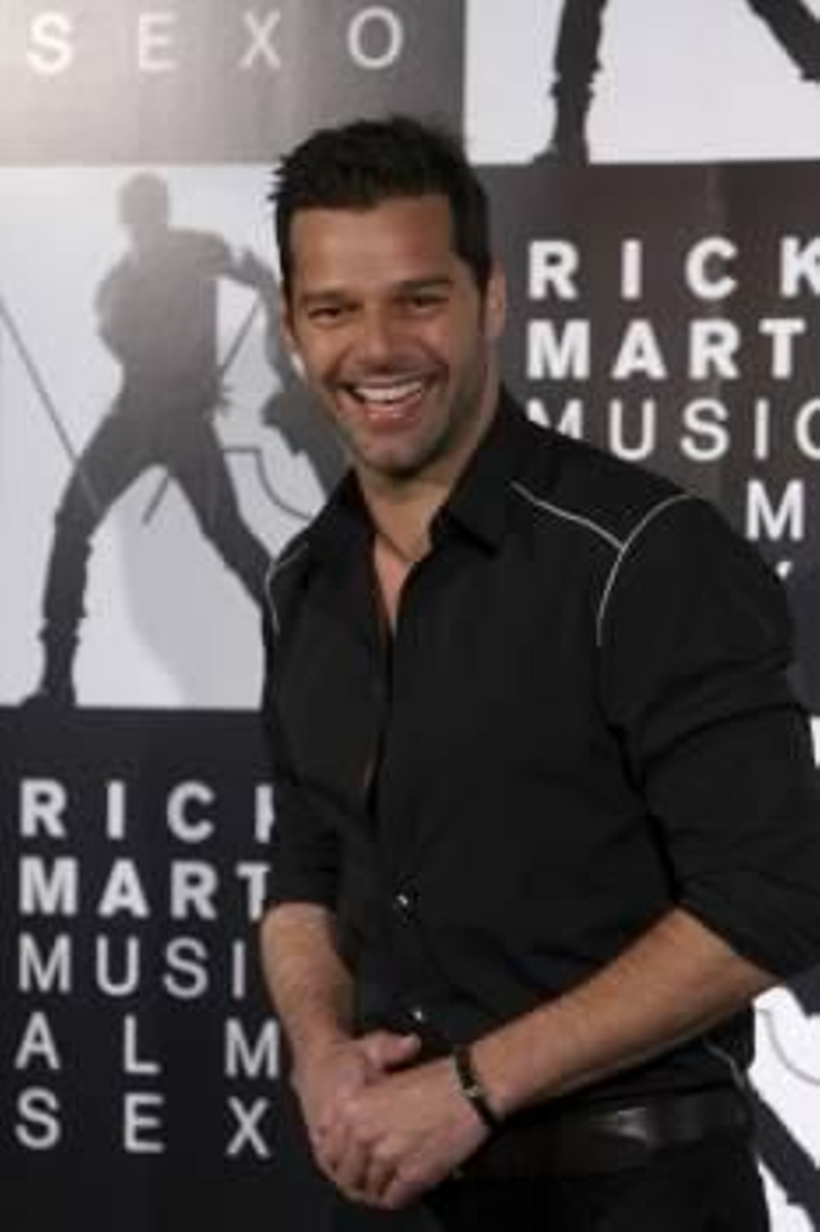 RICKY MARTIN VOY A PROVOCAR'