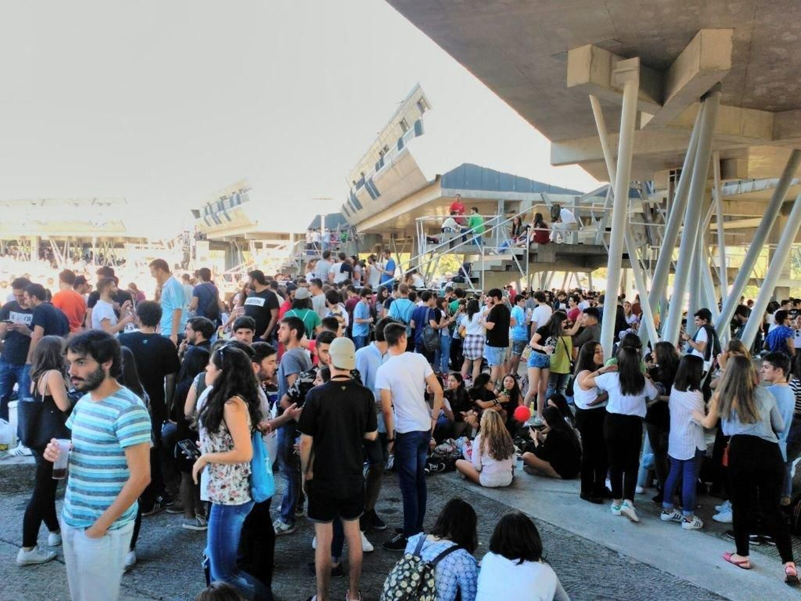 Pokémon Go inspira la procesión de la fiesta de San Teleco