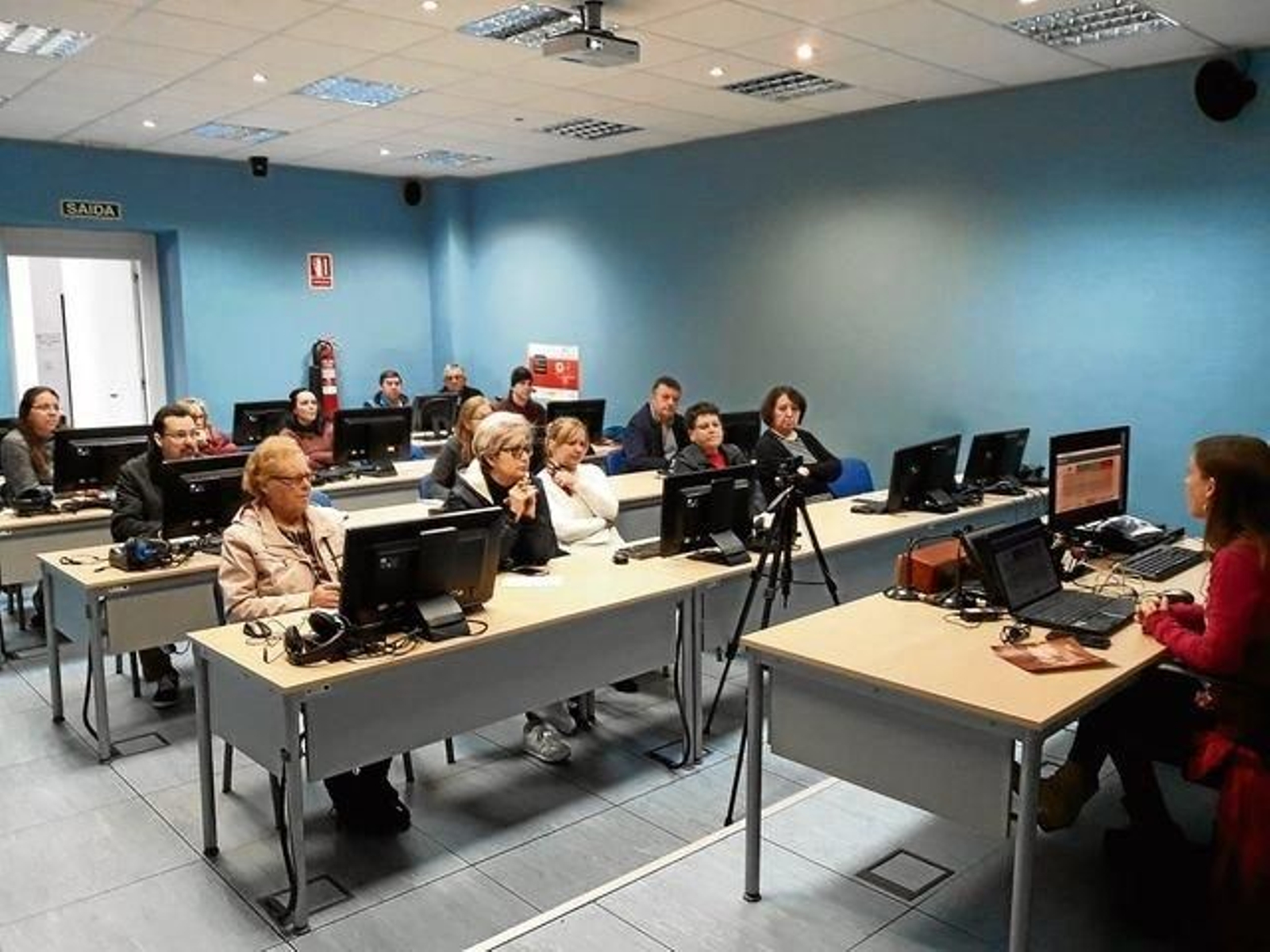 Digitalización y empleo amplían el plan formativo del aula Cemit