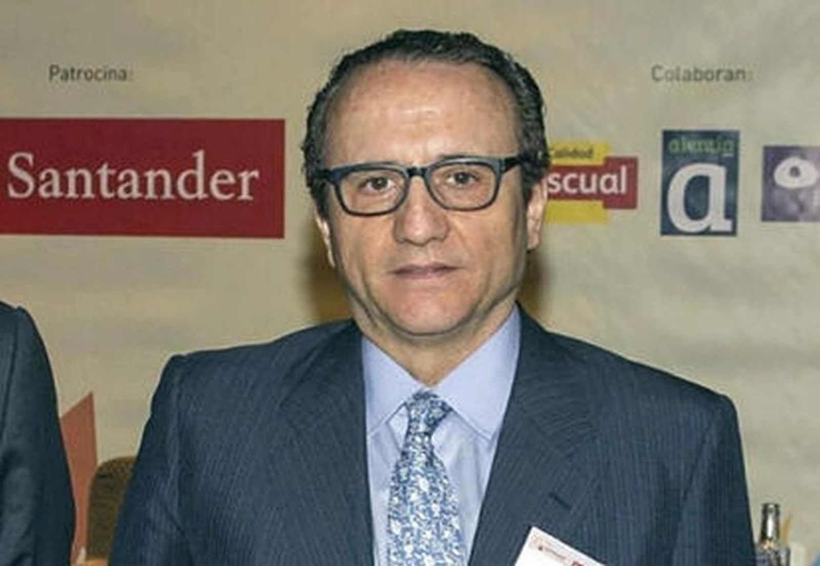 El Concello entrega a Javier Moll la Medalla de Honor