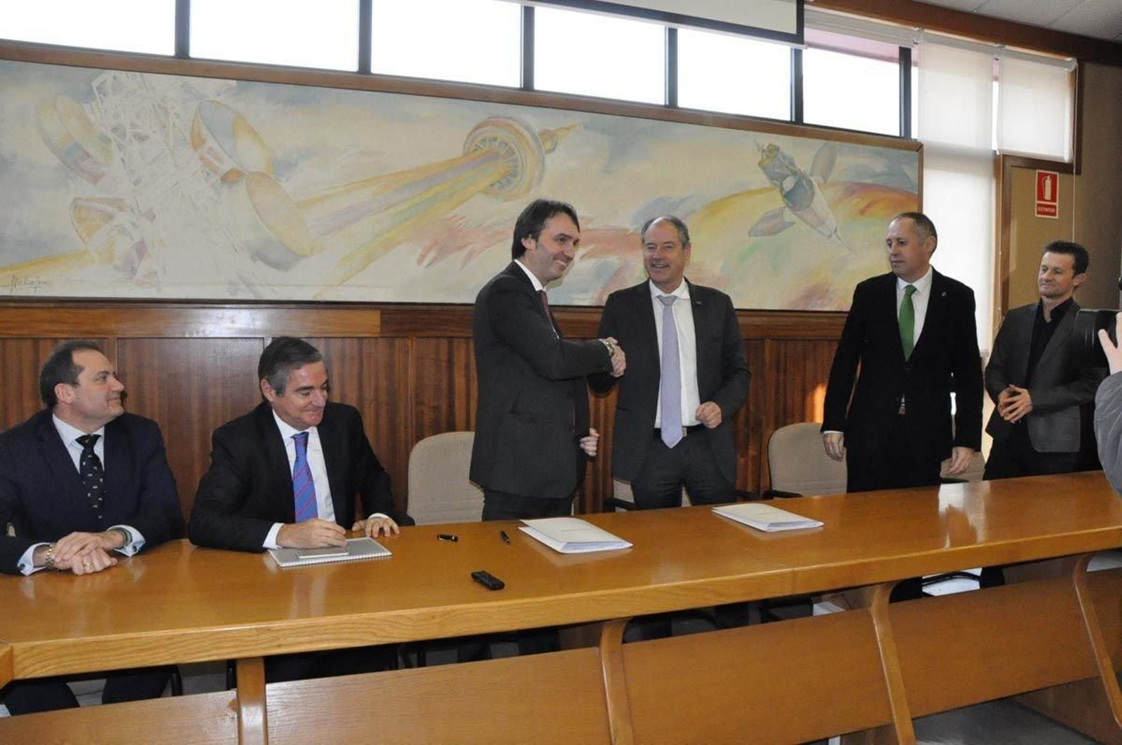 La Universidad y Deloitte crean la cátedra de ciberseguridad