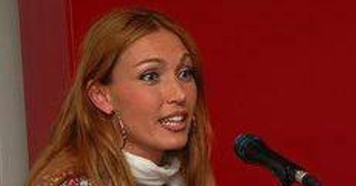 Apoyo y prólogo de la televisiva silvia fominaya