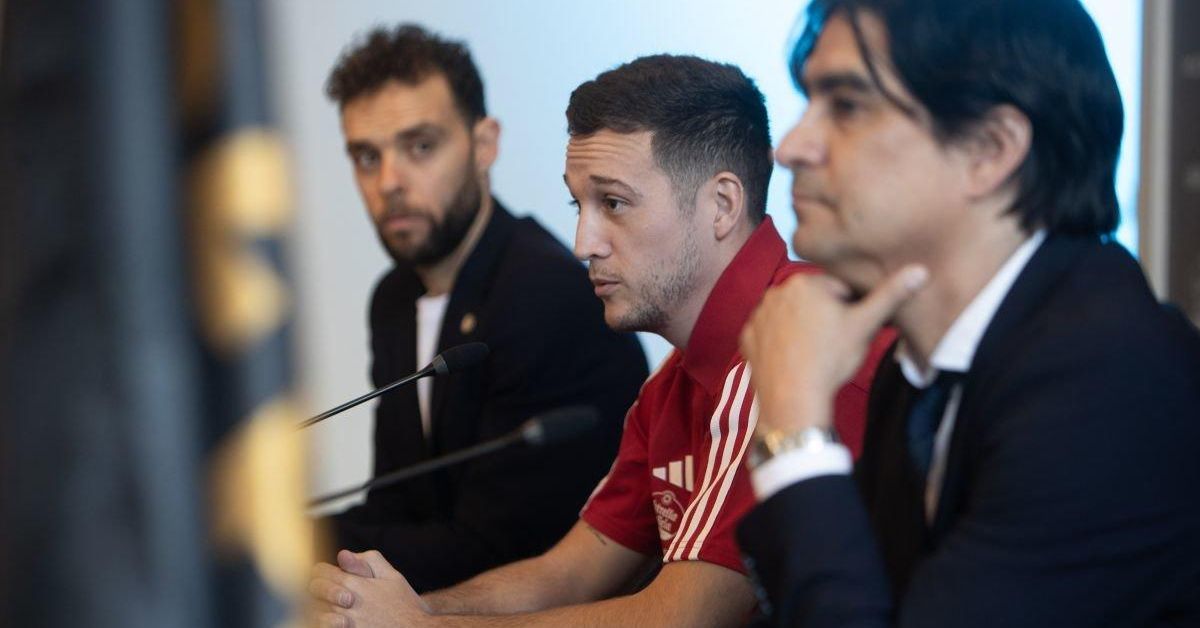 Manquillo: “Me encuentro muy bien, estoy para jugar el domingo”