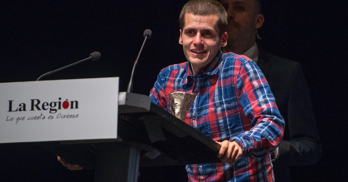 Alejandro Montero: “Todavía no me lo creo, es un orgullo recibir el premio”