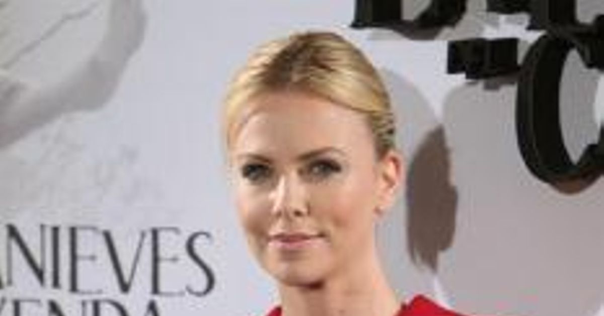 Charlize Theron: 'La belleza puede ser un arma con la que flagelarse'