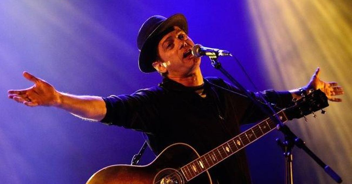 Juan Perro llega a Ourense con casi cuatro décadas de canciones