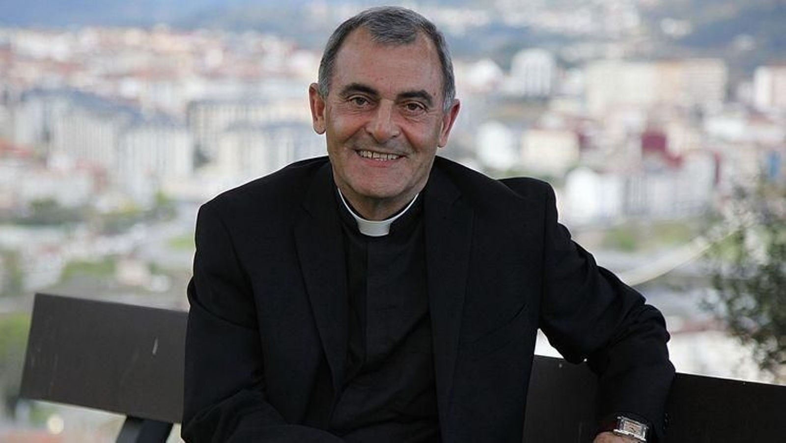 José Ángel Mirón: "El que queda en muchos pueblos es el cura"