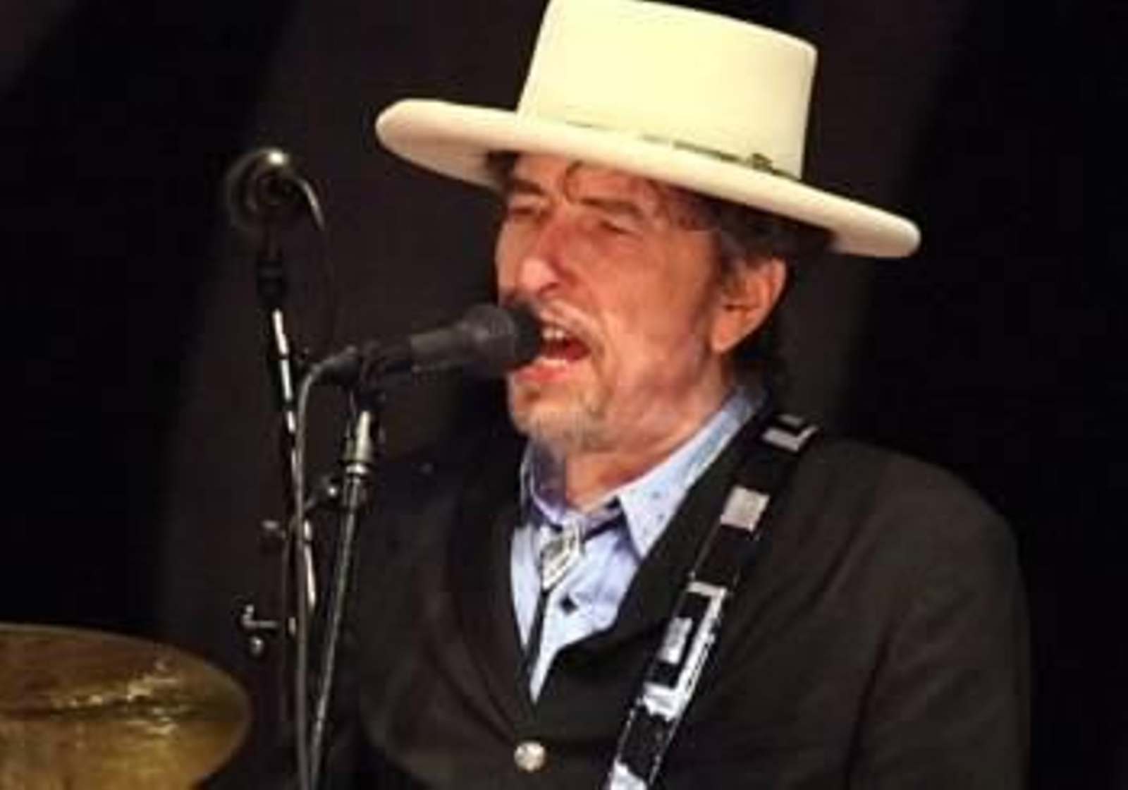 Bob Dylan llama 'nenazas' a quienes le acusan de plagio