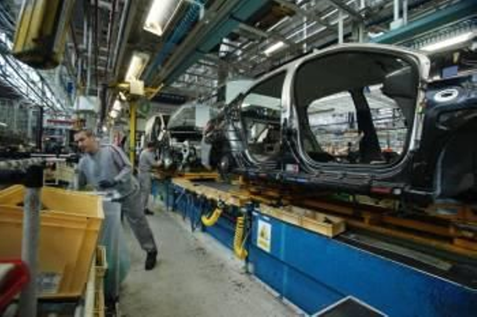 La mitad de las 50 grandes empresas de Vigo subieron facturación en 2011