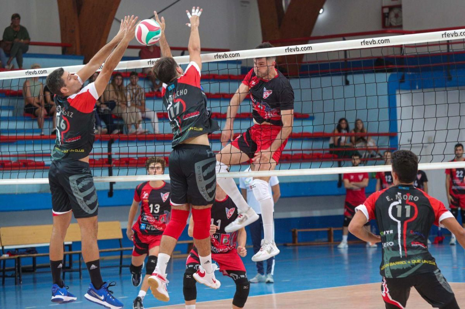 Sufrida victoria en Coia