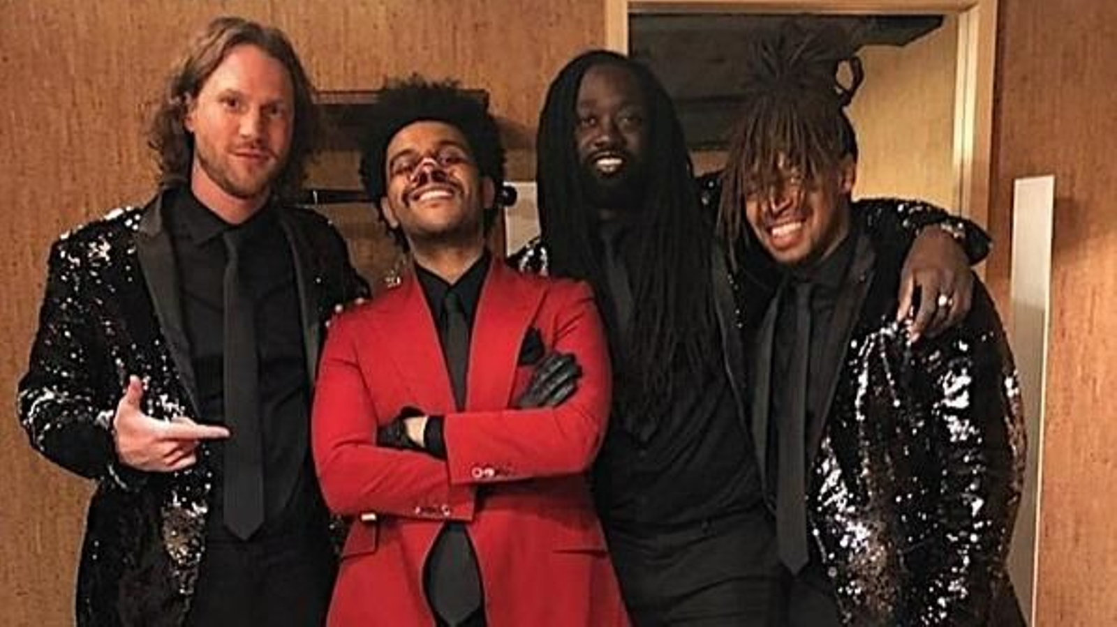 The Weekend lanza 'Dawn FM', un disco lleno de "excesos"
