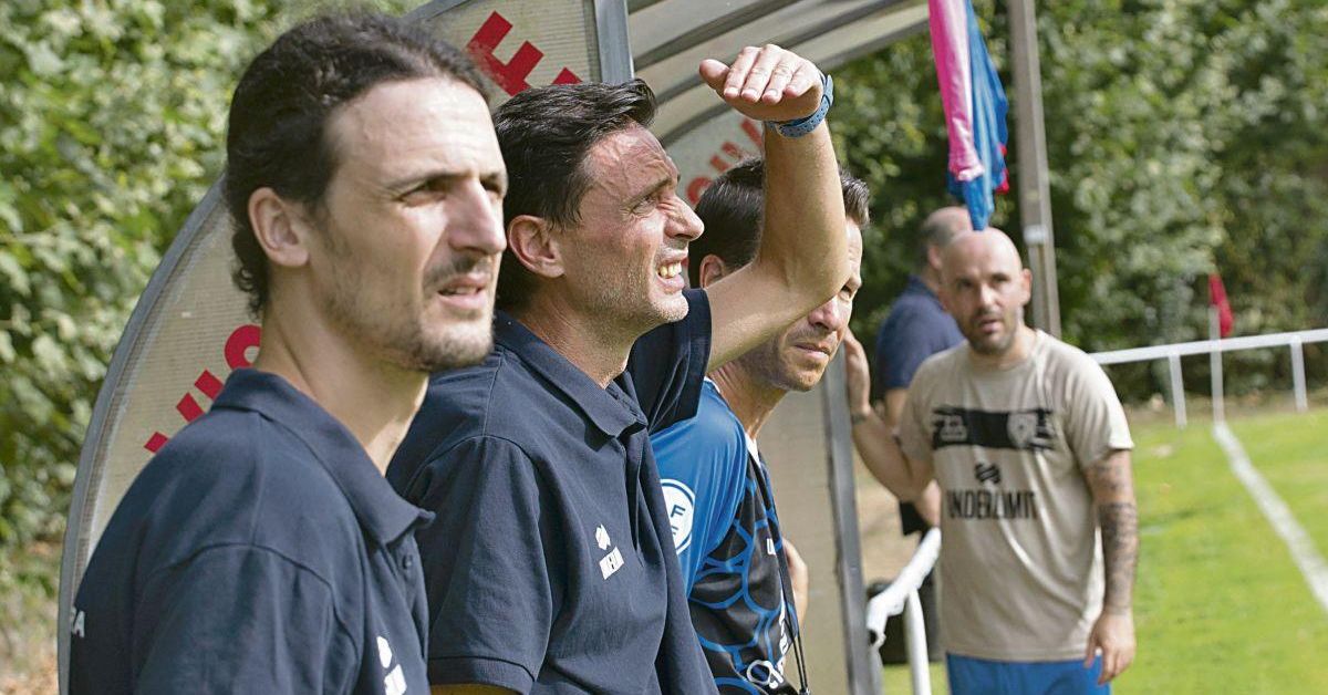 Adrián Padrón, segundo entrenador del Barbadás: “Queremos ser ambiciosos”