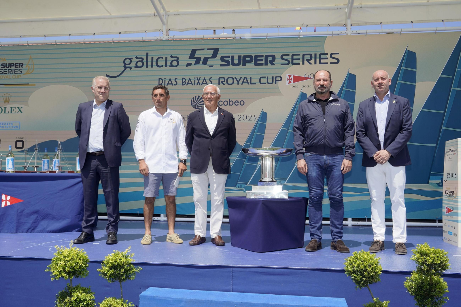 La élite mundial de los TP52 se reúne en Baiona