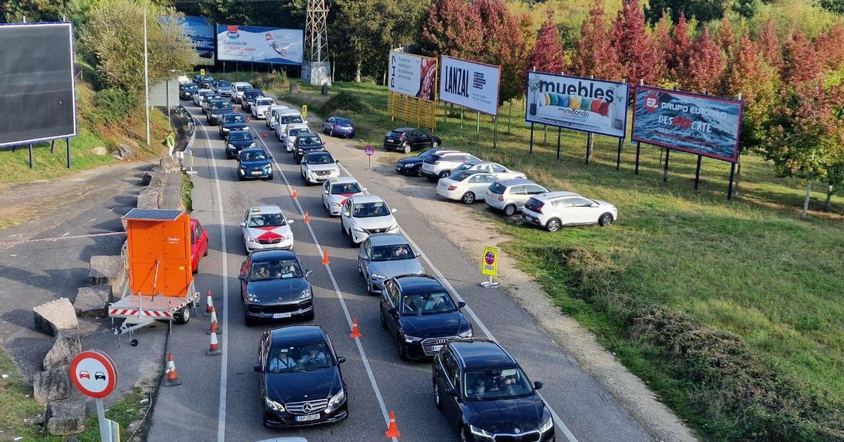 Los atascos en la AP-9 se repiten un año más para acceder a Conxemar