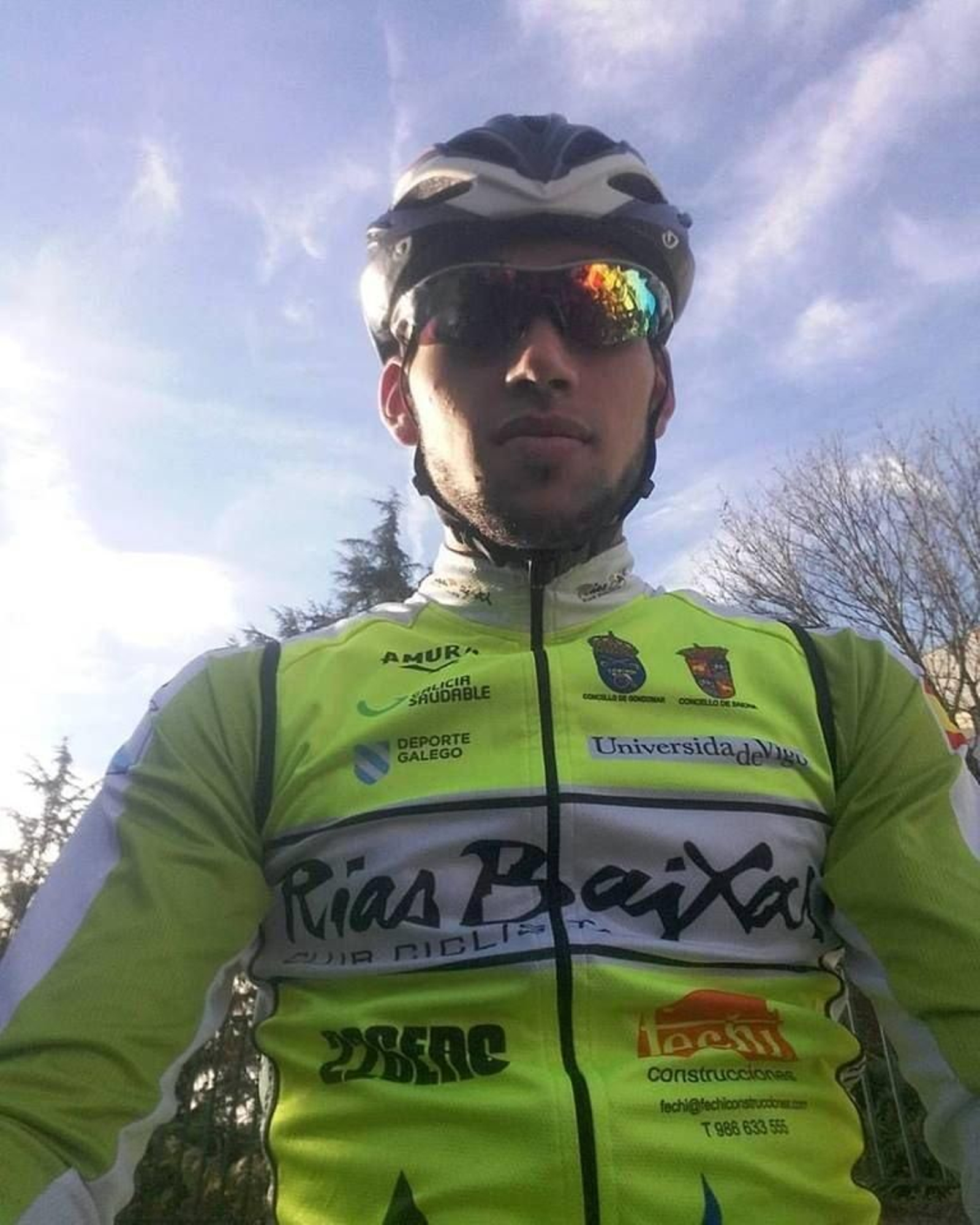 El Rías Baixas incorpora al rodador cubano Ronald Serrano